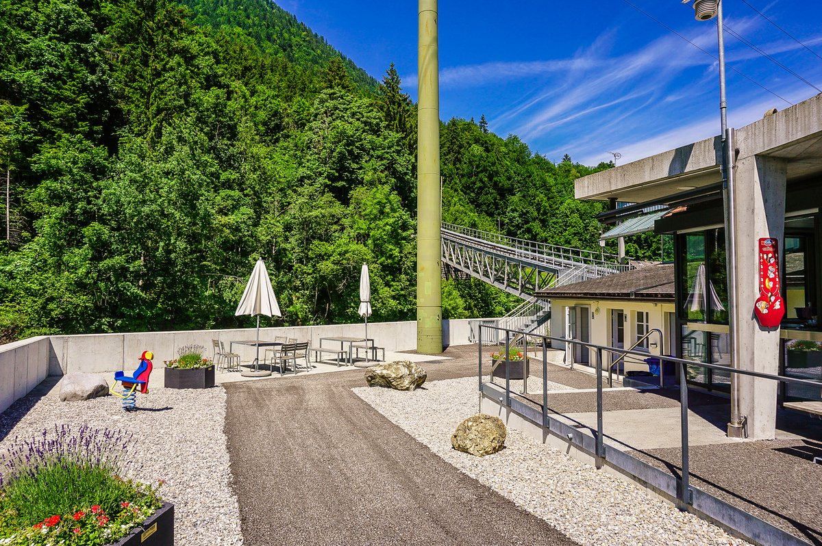 Swiss pyramid: Hiking from the Niesen Kulm to Schwandegg - Our Swiss ...