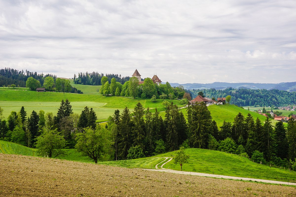 Hiking in the Emmental: to the Trachselwald castle - Our Swiss experience