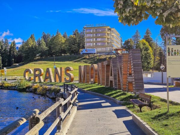 The most beautiful hike in Crans Montana: Promenade des Lacs - Our ...